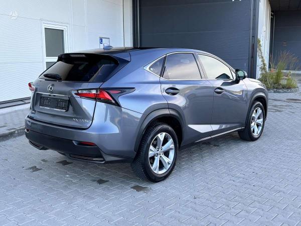 Pelēks Lexus NX 300h 2017 Viļņa, ar dzinēja tilpumu 2.49 L un nobraukumu 198 tūkst. km par 22700 €, foto 5 vietnē AUTOMOTO.COM.LV
