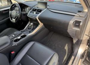 Pelēks Lexus NX 300h 2017 Šauļi, ar dzinēja tilpumu 2.49 L un nobraukumu 0 tūkst. km par 18200 €, foto 8 vietnē AUTOMOTO.COM.LV