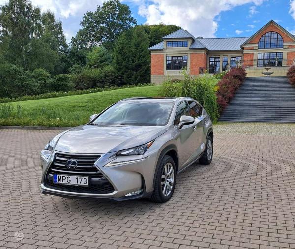 Grey Lexus NX 300h 2017 in Vilnius, with an engine capacity of 2.49 L and mileage of 136 thousand km for 21500 €, photo 1 on AUTOMOTO.COM.LV