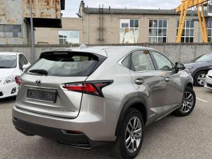 Grey Lexus NX 300h 2017 in Vilnius, with an engine capacity of 2.49 L and mileage of 214 thousand km for 18200 €, photo 8 on AUTOMOTO.COM.LV