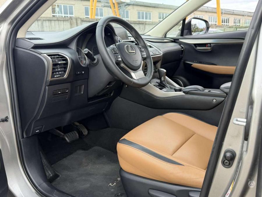 Grey Lexus NX 300h 2017 in Vilnius, with an engine capacity of 2.49 L and mileage of 214 thousand km for 18200 €, photo 19 on AUTOMOTO.COM.LV