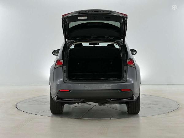 Pelēks Lexus NX 300h 2017 Viļņa, ar dzinēja tilpumu 2.48 L un nobraukumu 169 tūkst. km par 25900 €, foto 11 vietnē AUTOMOTO.COM.LV