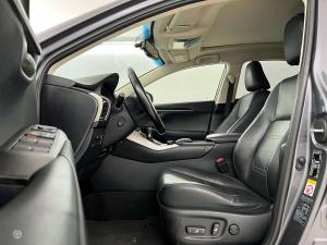 Pelēks Lexus NX 300h 2017 Viļņa, ar dzinēja tilpumu 2.48 L un nobraukumu 169 tūkst. km par 25900 €, foto 12 vietnē AUTOMOTO.COM.LV