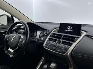 Pelēks Lexus NX 300h 2017 Viļņa, ar dzinēja tilpumu 2.48 L un nobraukumu 169 tūkst. km par 25900 €, foto 15 vietnē AUTOMOTO.COM.LV