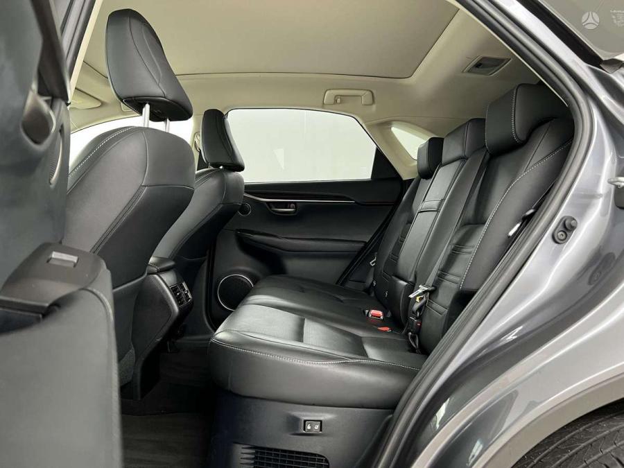 Pelēks Lexus NX 300h 2017 Viļņa, ar dzinēja tilpumu 2.48 L un nobraukumu 169 tūkst. km par 25900 €, foto 20 vietnē AUTOMOTO.COM.LV