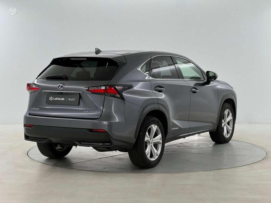 Pelēks Lexus NX 300h 2017 Viļņa, ar dzinēja tilpumu 2.48 L un nobraukumu 169 tūkst. km par 25900 €, foto 21 vietnē AUTOMOTO.COM.LV
