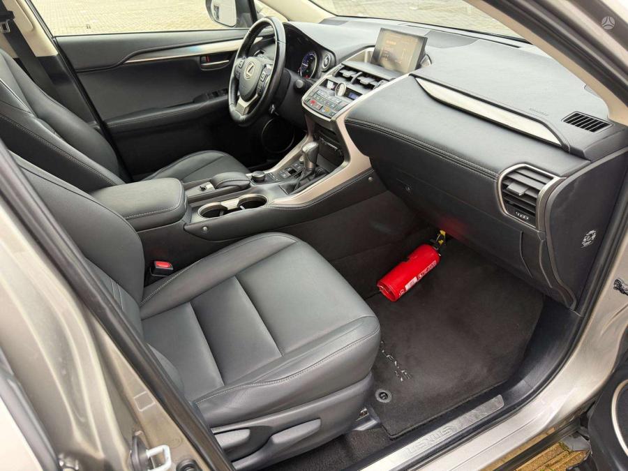 Grey Lexus NX 300h 2017 in Raseiniai, with an engine capacity of 2.49 L and mileage of 233 thousand km for 16900 €, photo 12 on AUTOMOTO.COM.LV