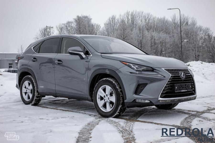 Grey Lexus NX 300h 2018 in Kaunas, with an engine capacity of 2.50 L and mileage of 181 thousand km for 22500 €, photo 3 on AUTOMOTO.COM.LV