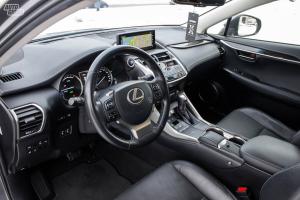 Grey Lexus NX 300h 2018 in Kaunas, with an engine capacity of 2.50 L and mileage of 181 thousand km for 22500 €, photo 7 on AUTOMOTO.COM.LV
