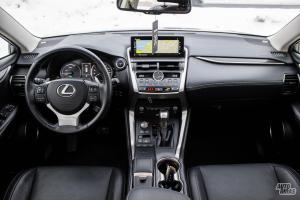 Grey Lexus NX 300h 2018 in Kaunas, with an engine capacity of 2.50 L and mileage of 181 thousand km for 22500 €, photo 8 on AUTOMOTO.COM.LV
