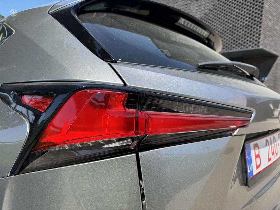 Серый Лексус NX 300h 2018 в Даугавпилс, объемом двигателя 2.49 л и пробегом 158 тыс. км за 21200 €, фото 10 на AUTOMOTO.COM.LV