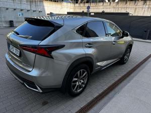 Pelēks Lexus NX 300h 2018 Viļņa, ar dzinēja tilpumu 2.49 L un nobraukumu 184 tūkst. km par 25200 €, foto 5 vietnē AUTOMOTO.COM.LV