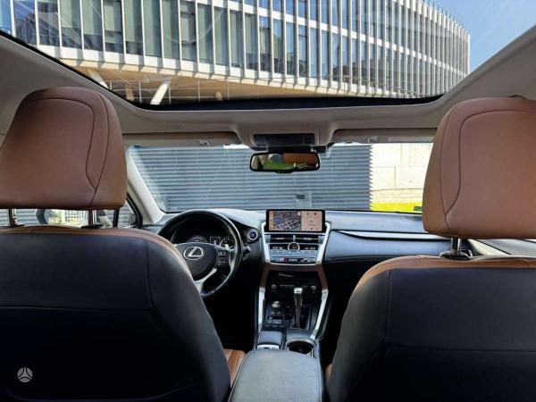 Grey Lexus NX 300h 2018 in Vilnius, with an engine capacity of 2.49 L and mileage of 184 thousand km for 25200 €, photo 9 on AUTOMOTO.COM.LV