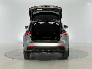 Grey Lexus NX 300h 2018 in Vilnius, with an engine capacity of 2.49 L and mileage of 99 thousand km for 29900 €, photo 11 on AUTOMOTO.COM.LV