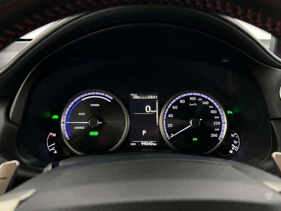 Grey Lexus NX 300h 2018 in Vilnius, with an engine capacity of 2.49 L and mileage of 99 thousand km for 29900 €, photo 14 on AUTOMOTO.COM.LV