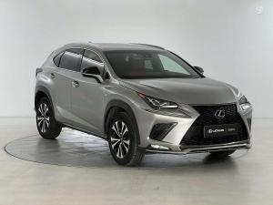 Grey Lexus NX 300h 2018 in Vilnius, with an engine capacity of 2.49 L and mileage of 99 thousand km for 29900 €, photo 19 on AUTOMOTO.COM.LV
