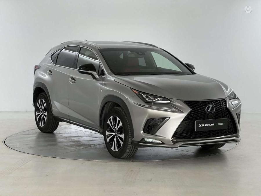 Grey Lexus NX 300h 2018 in Vilnius, with an engine capacity of 2.49 L and mileage of 99 thousand km for 29900 €, photo 19 on AUTOMOTO.COM.LV