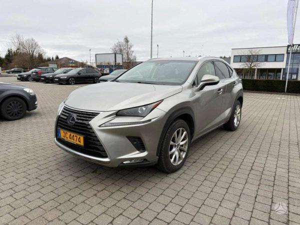 Серый Лексус NX 300h 2018 в Расейняй, объемом двигателя 2.49 л и пробегом 157 тыс. км за 18900 €, фото 1 на AUTOMOTO.COM.LV