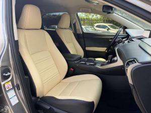 Серый Лексус NX 300h 2018 в Вильнюс, объемом двигателя 2.49 л и пробегом 127 тыс. км за 21400 €, фото 20 на AUTOMOTO.COM.LV