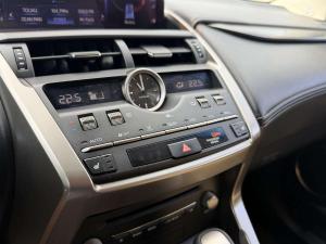 Серый Лексус NX 300h 2018 в Вильнюс, объемом двигателя 2.49 л и пробегом 127 тыс. км за 21400 €, фото 25 на AUTOMOTO.COM.LV