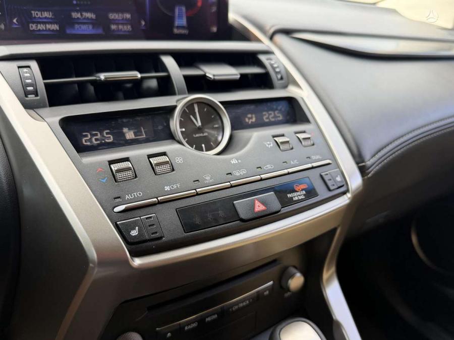 Серый Лексус NX 300h 2018 в Вильнюс, объемом двигателя 2.49 л и пробегом 127 тыс. км за 21400 €, фото 25 на AUTOMOTO.COM.LV