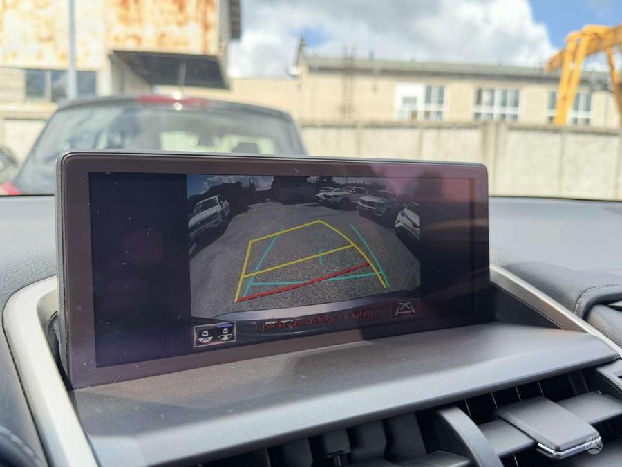 Серый Лексус NX 300h 2018 в Вильнюс, объемом двигателя 2.49 л и пробегом 127 тыс. км за 21400 €, фото 26 на AUTOMOTO.COM.LV