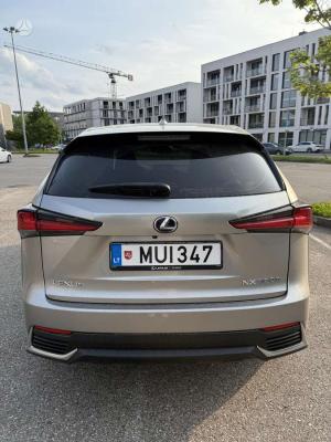 Серый Лексус NX 300h 2018 в Вильнюс, объемом двигателя 2.49 л и пробегом 163 тыс. км за 27900 €, фото 3 на AUTOMOTO.COM.LV