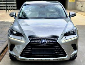 Pelēks Lexus NX 300h 2018 Viļņa, ar dzinēja tilpumu 2.50 L un nobraukumu 260 tūkst. km par 22850 €, foto  vietnē AUTOMOTO.COM.LV