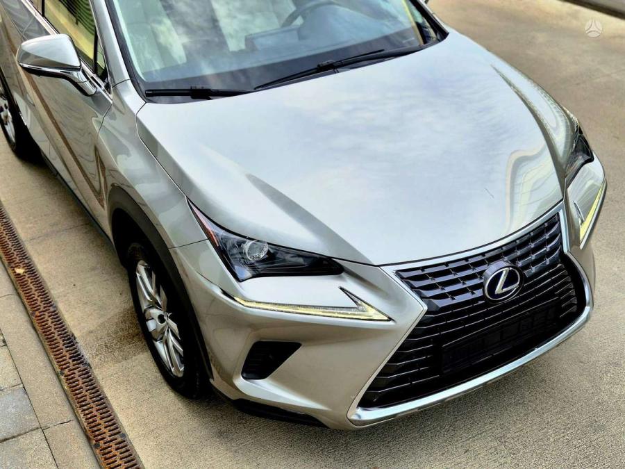 Grey Lexus NX 300h 2018 in Vilnius, with an engine capacity of 2.50 L and mileage of 260 thousand km for 22850 €, photo 3 on AUTOMOTO.COM.LV