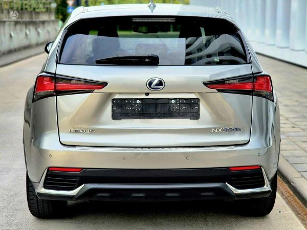 Серый Лексус NX 300h 2018 в Вильнюс, объемом двигателя 2.50 л и пробегом 260 тыс. км за 22850 €, фото 10 на AUTOMOTO.COM.LV