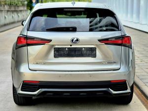 Grey Lexus NX 300h 2018 in Vilnius, with an engine capacity of 2.50 L and mileage of 260 thousand km for 22850 €, photo 10 on AUTOMOTO.COM.LV