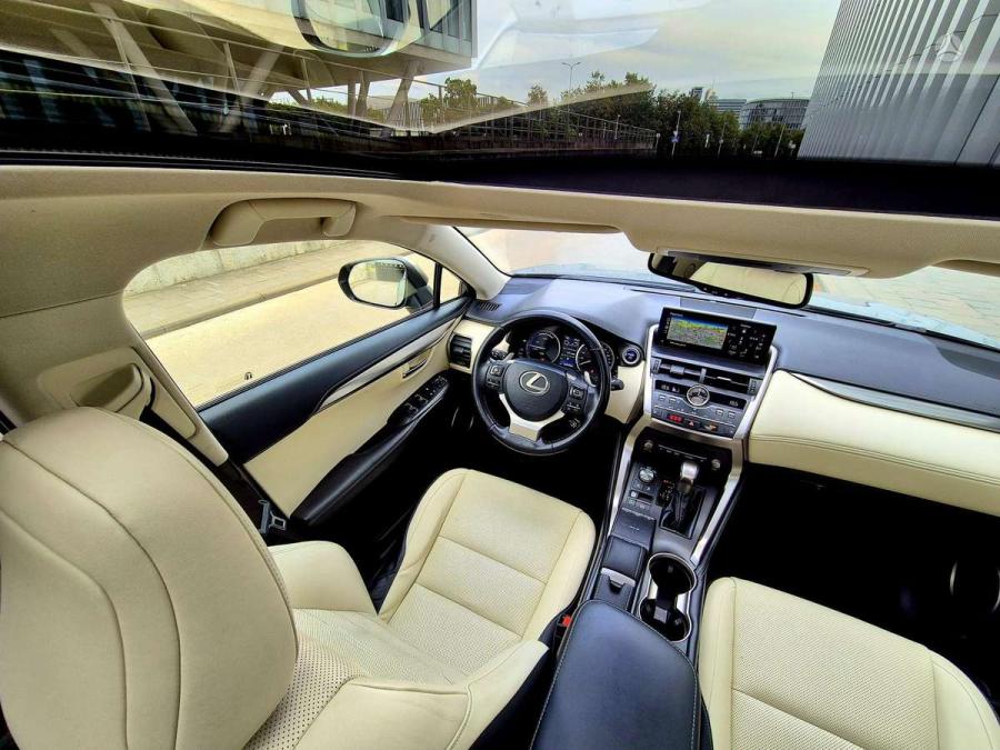 Grey Lexus NX 300h 2018 in Vilnius, with an engine capacity of 2.50 L and mileage of 260 thousand km for 22850 €, photo 21 on AUTOMOTO.COM.LV