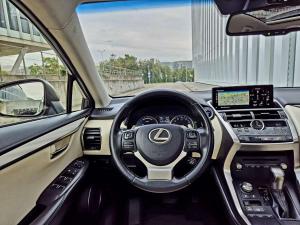 Grey Lexus NX 300h 2018 in Vilnius, with an engine capacity of 2.50 L and mileage of 260 thousand km for 22850 €, photo 22 on AUTOMOTO.COM.LV