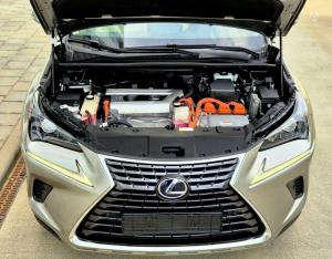 Grey Lexus NX 300h 2018 in Vilnius, with an engine capacity of 2.50 L and mileage of 260 thousand km for 22850 €, photo 47 on AUTOMOTO.COM.LV
