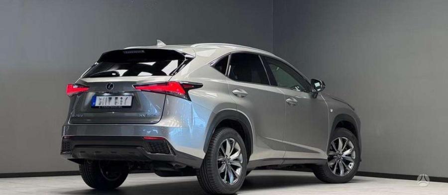Серый Лексус NX 300h 2018 в Вильнюс, объемом двигателя 2.49 л и пробегом 103 тыс. км за 29900 €, фото 5 на AUTOMOTO.COM.LV