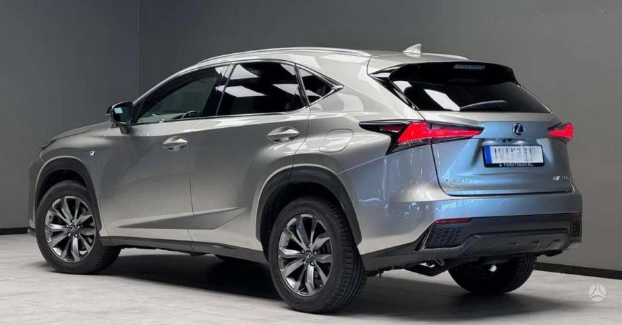 Серый Лексус NX 300h 2018 в Вильнюс, объемом двигателя 2.49 л и пробегом 103 тыс. км за 29900 €, фото 6 на AUTOMOTO.COM.LV