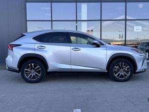Grey Lexus NX 300h 2019 in Vilnius, with an engine capacity of 2.49 L and mileage of 105 thousand km for 27950 €, photo 8 on AUTOMOTO.COM.LV