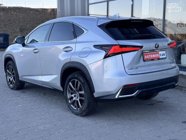 Pelēks Lexus NX 300h 2019 Viļņa, ar dzinēja tilpumu 2.50 L un nobraukumu 105 tūkst. km par 27950 €, foto 4 vietnē AUTOMOTO.COM.LV