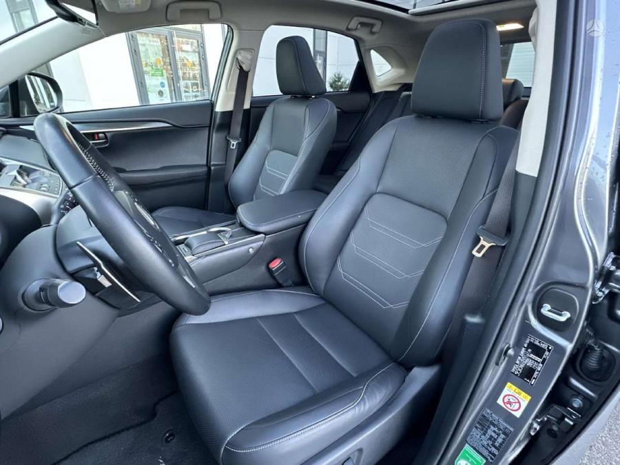 Pelēks Lexus NX 300h 2019 Kauņa, ar dzinēja tilpumu 2.49 L un nobraukumu 84 tūkst. km par 26950 €, foto 4 vietnē AUTOMOTO.COM.LV