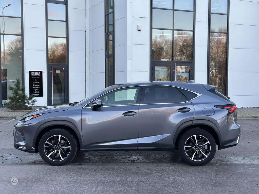 Pelēks Lexus NX 300h 2019 Kauņa, ar dzinēja tilpumu 2.49 L un nobraukumu 84 tūkst. km par 26950 €, foto 6 vietnē AUTOMOTO.COM.LV
