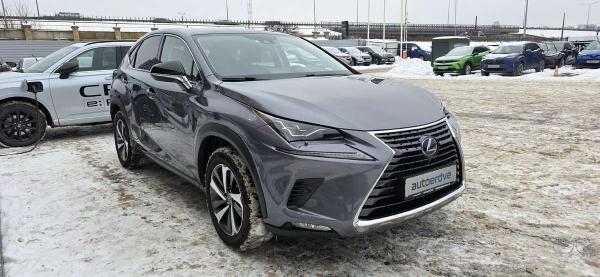 Pelēks Lexus NX 300h 2019 Viļņa, ar dzinēja tilpumu 2.49 L un nobraukumu 93 tūkst. km par 31650 €, foto 3 vietnē AUTOMOTO.COM.LV