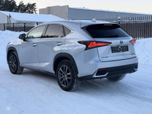 Grey Lexus NX 300h 2019 in Vilnius, with an engine capacity of 2.49 L and mileage of 105 thousand km for 26950 €, photo 8 on AUTOMOTO.COM.LV