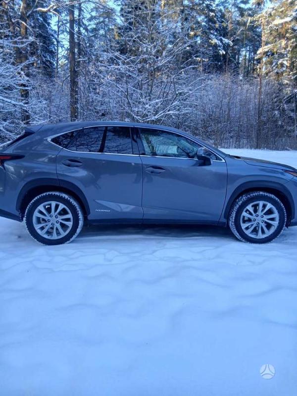 Pelēks Lexus NX 300h 2019 Kauņa, ar dzinēja tilpumu 2.49 L un nobraukumu 129 tūkst. km par 22500 €, foto 6 vietnē AUTOMOTO.COM.LV