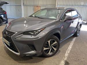 Pelēks Lexus NX 300h 2019 Viļņa, ar dzinēja tilpumu 2.49 L un nobraukumu 103 tūkst. km par 29999 €, foto  vietnē AUTOMOTO.COM.LV