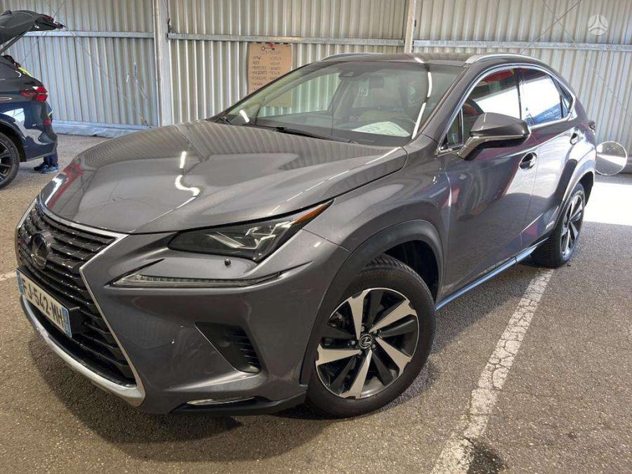Серый Лексус NX 300h 2019 в Вильнюс, объемом двигателя 2.49 л и пробегом 103 тыс. км за 29999 €, фото 1 на AUTOMOTO.COM.LV