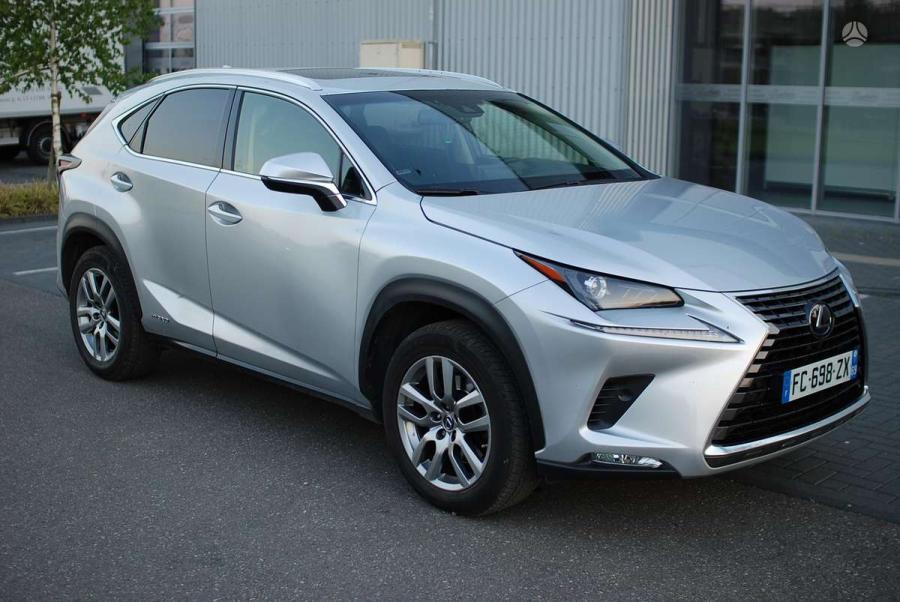 Серый Лексус NX 300h 2019 в Вильнюс, объемом двигателя 2.50 л и пробегом 152 тыс. км за 21950 €, фото 1 на AUTOMOTO.COM.LV