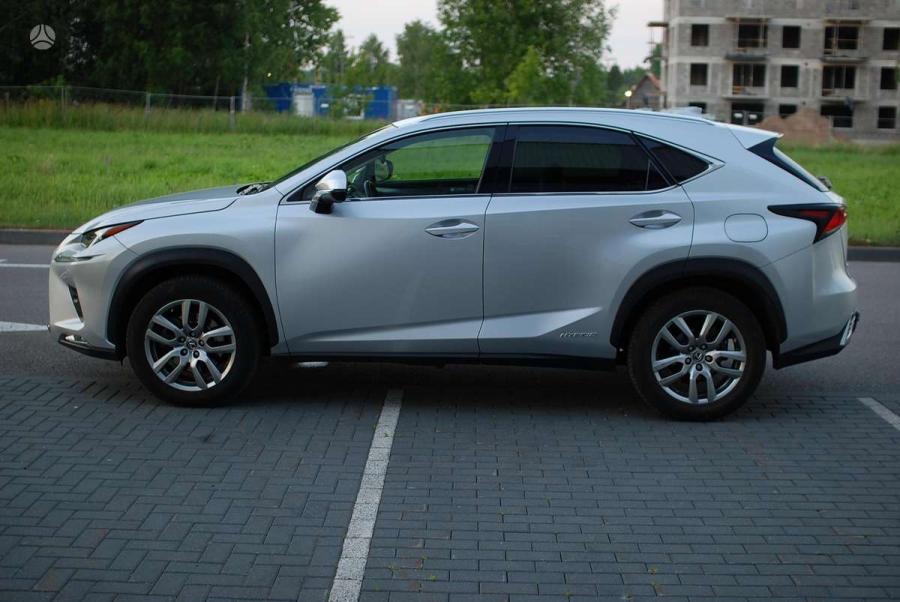 Серый Лексус NX 300h 2019 в Вильнюс, объемом двигателя 2.50 л и пробегом 152 тыс. км за 21950 €, фото 8 на AUTOMOTO.COM.LV