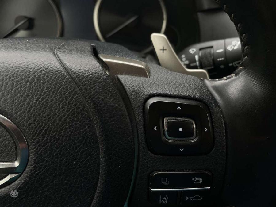 Серый Лексус NX 300h 2019 в Вильнюс, объемом двигателя 2.50 л и пробегом 152 тыс. км за 21950 €, фото 49 на AUTOMOTO.COM.LV