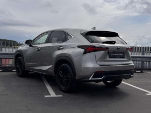 Grey Lexus NX 300h 2019 in Vilnius, with an engine capacity of 2.49 L and mileage of 104 thousand km for 28850 €, photo 4 on AUTOMOTO.COM.LV