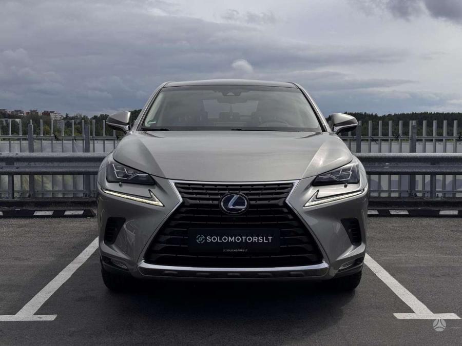Grey Lexus NX 300h 2019 in Vilnius, with an engine capacity of 2.49 L and mileage of 104 thousand km for 28850 €, photo 10 on AUTOMOTO.COM.LV